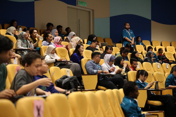 Empowering Future Graduates: UNIMAS Strategic Communication Students ...
